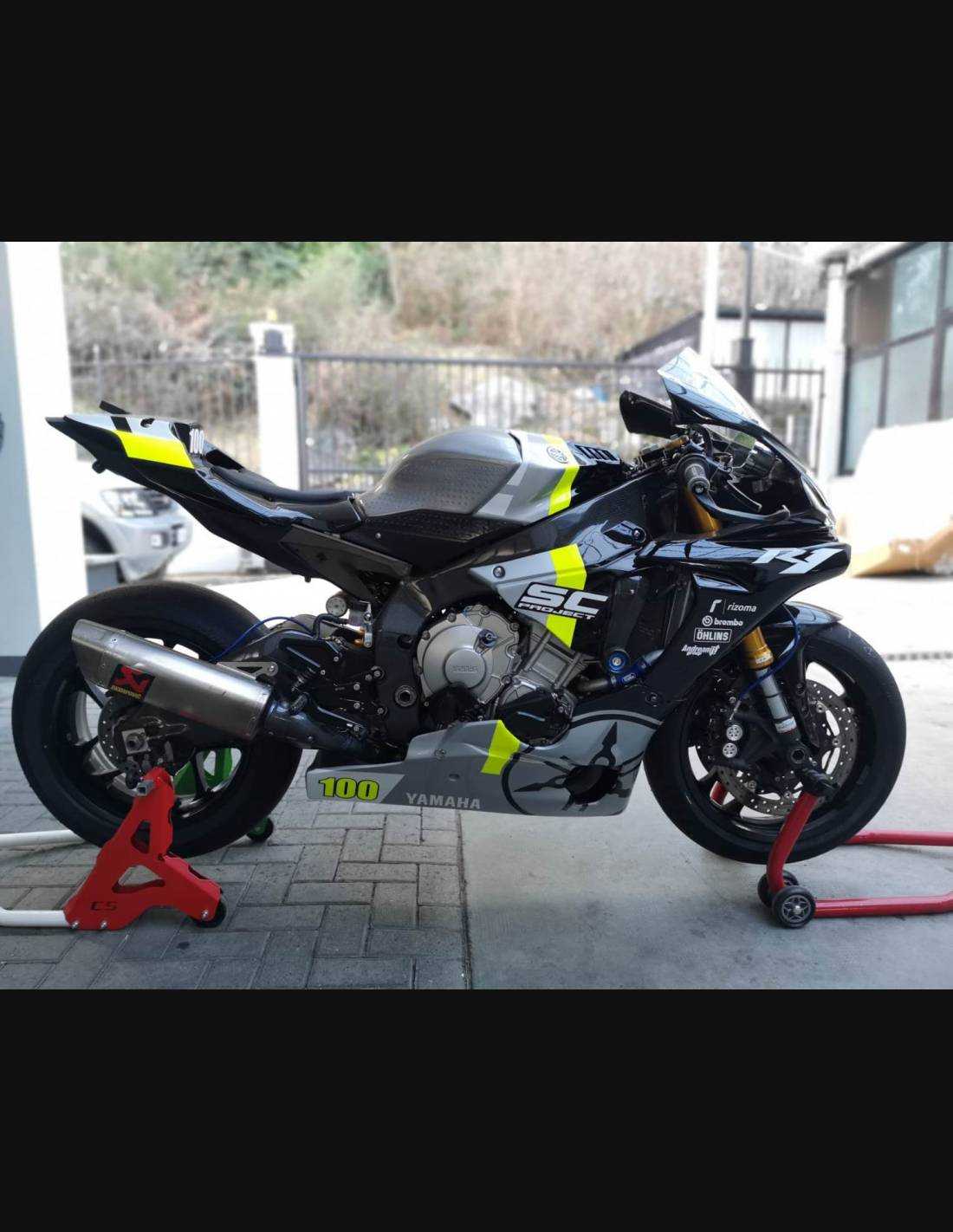 Painted Race Fairings Yamaha R1 2020 - 2024 - MXPCRV12820 Tipo di ...