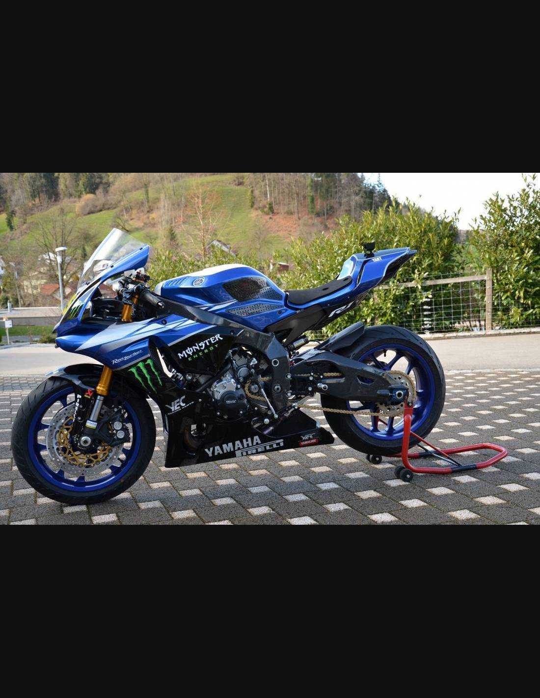 Custom Paint Yamaha R1